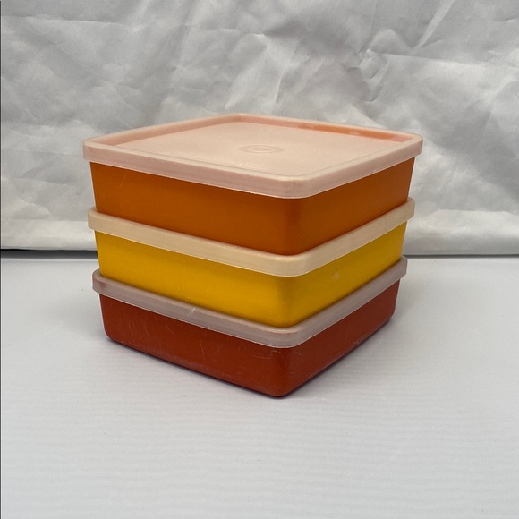 Tupperware | Kitchen | Vintage Tupperware Harvest Sandwich Containers ...